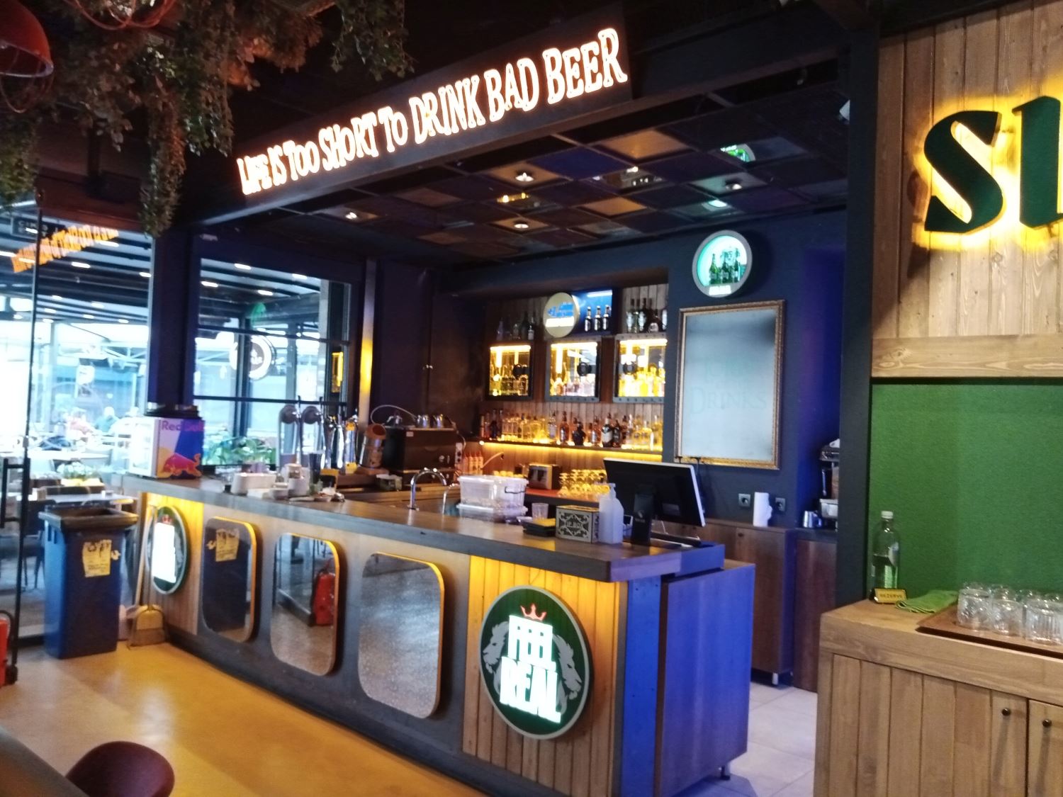 Sir Winston Pub (Bornova) | Ekmekçiler Endüstriyel Mutfak